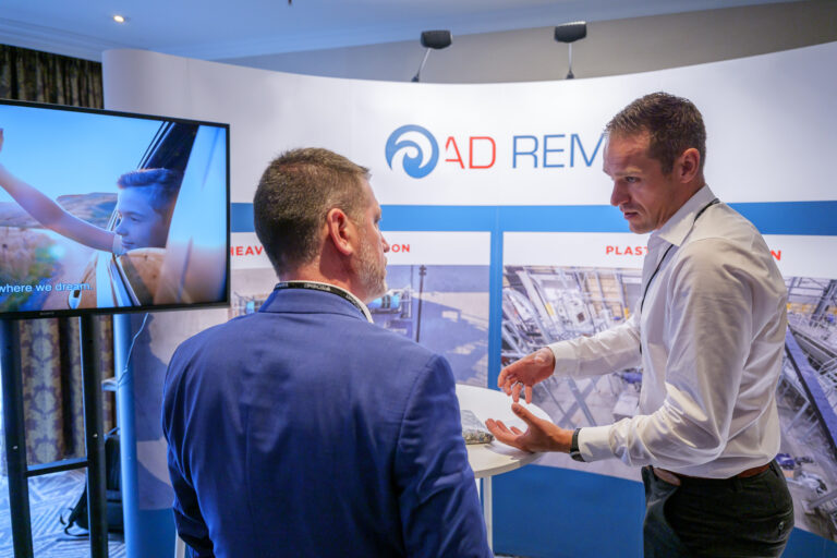 Ad Rem on the Exhibition Floor: A Successful Tour! | News | Ad Rem